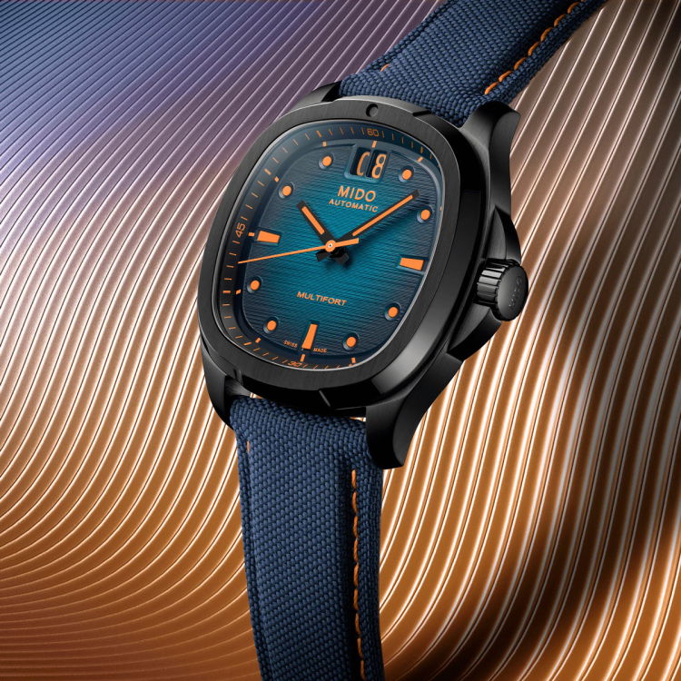 Mido Multifort TV Big Date - M049.526.37.041.00 - Helen Kirchhofer