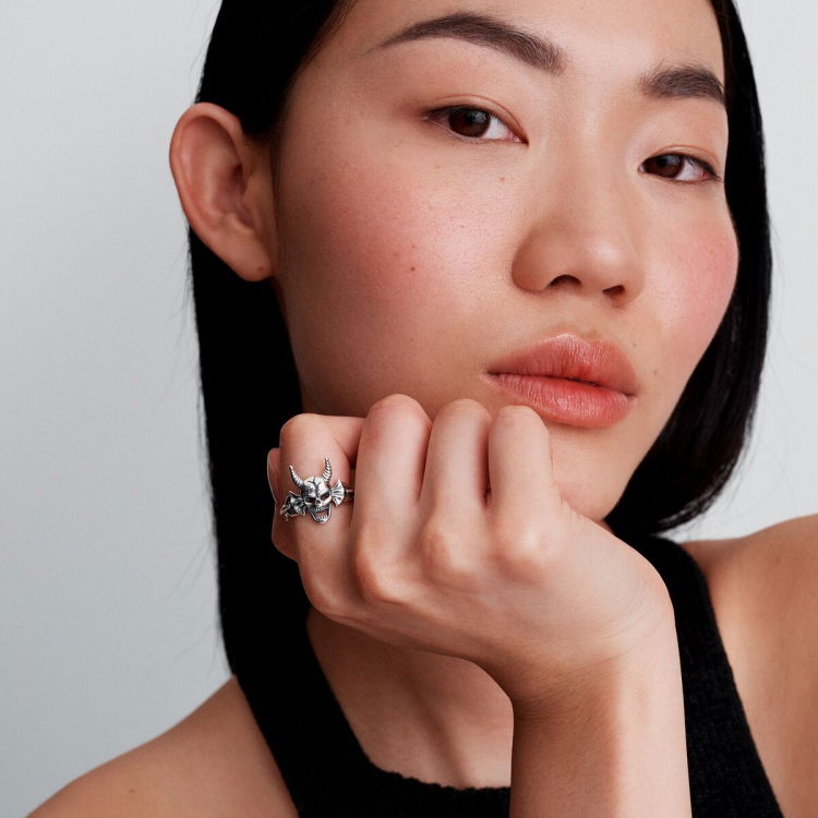 Pandora Stranger Things Hellfire Club Ring - 193569C00 - Helen Kirchhofer